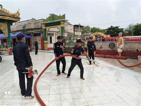 ၇၆ နှစ်မြောက် မြန်မာနိုင်ငံမီးသတ်တပ်ဖွဲ့နေ့ အထိမ်းအမှတ် သံဃာ‌တော်များအား အရုဏ်ဆွမ်း ဆက်ကပ်ပြီး