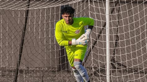 Kisah Marko Favian Ilich Kiper Keturunan Jawa Timur Moncer Di Liga Serbia Kerja Nyambi Jadi