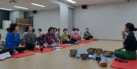 돌봄노동자를 위한 싱잉볼 And 아로마 휴식명상 영등포구노동자종합지원센터