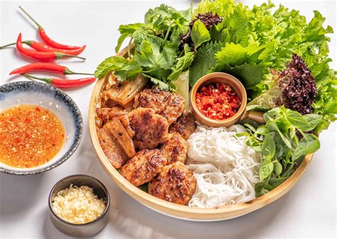 Bun Cha Cha Not Your Typical Vietnamese Restaurant Nomfluence
