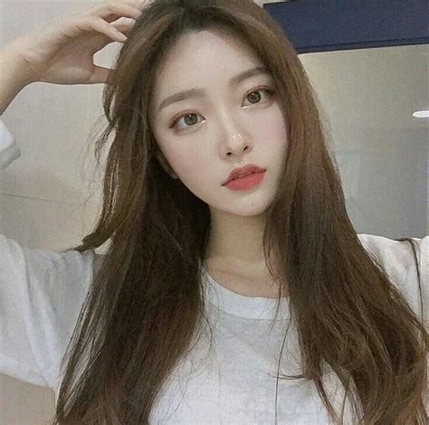 Korean Girl Telegraph