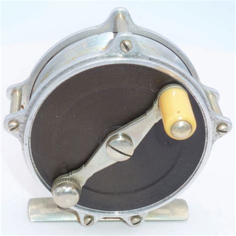 Leonard Mills Raised Pillar 3 Trout Reel