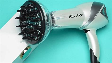 How To Use A Hair Diffuser On Every Type Of Hair Reviewed
