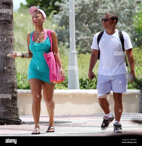 Kanye Og Amber Rose Beach