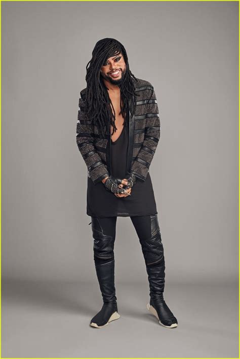 Laverne Coxs Twin Brother Revealed As Claim To Fame Contestant