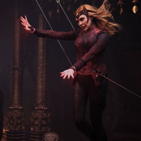Elizabeth Olsen And Benedict Cumberbatch On The Set Of Doctor Strange