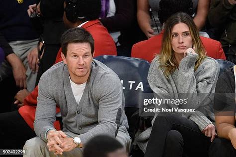 Mark Wahlberg And Rhea Durham Photos And Premium High Res Pictures