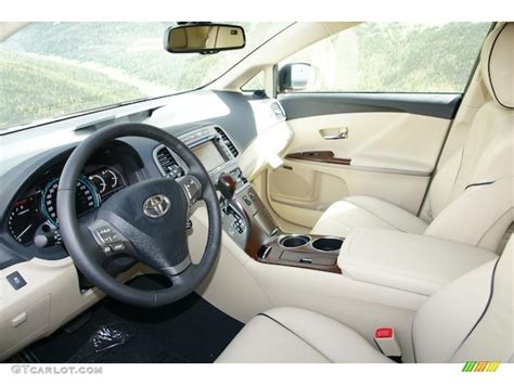 Ivory Interior 2011 Toyota Venza V6 Awd Photo 46959051