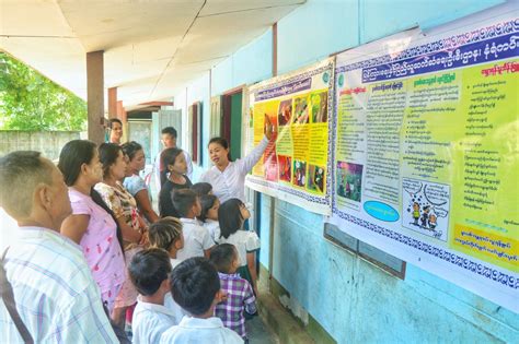 မိုင်းဖြတ်မြို့နယ်၌ အသိပညာပေးဟောပြောပွဲနှင့် စာဖတ်ရှိန်မြှင့်တင်ရေး နယ်လှည့်စာကြည့်တိုက်လုပ်ငန်း