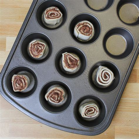 Nutella Puff Pastry Swirls • The Candid Cooks
