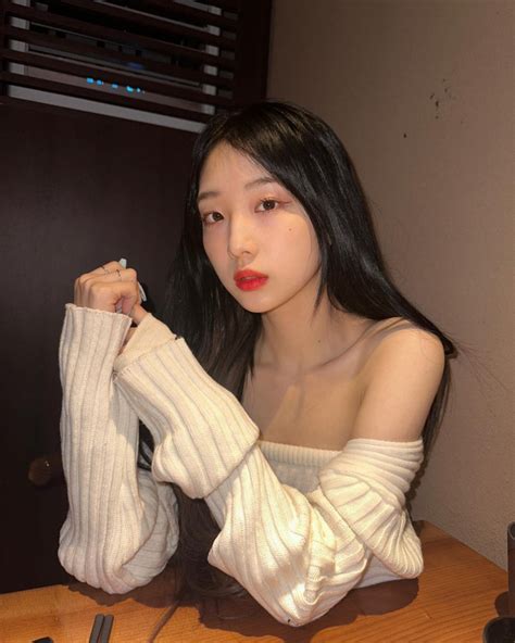 인스타 개설한 이달의소녀 막내 여진