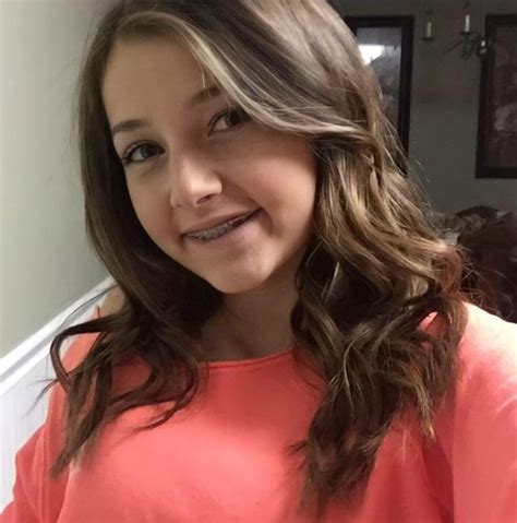 Foto De Teen In Braces