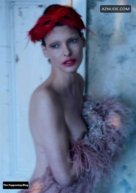 Linda Evangelista Nude Aznude