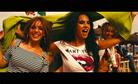 [interview] Lylloo Vous Prépare Des Surprises Cette Année