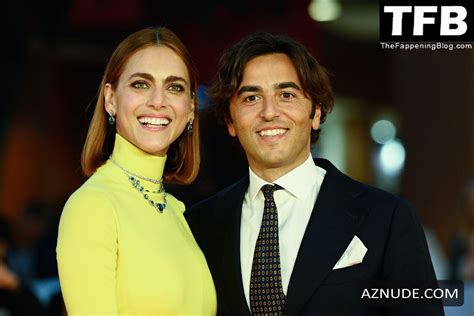 Miriam Leone Sexy Seen Flaunting Her Hot Figure Wearing A Yellow Dress At The Rome Film Festival