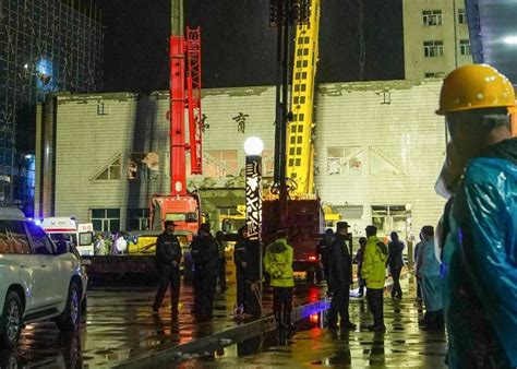 ჩინეთის სკოლაში სახურავის ჩამონგრევის შედეგად 11 ადამიანი დაიღუპა 1tv