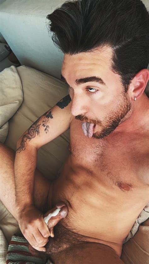 Dumb Men Dumb Gooner Fag Ruins His Orgasm