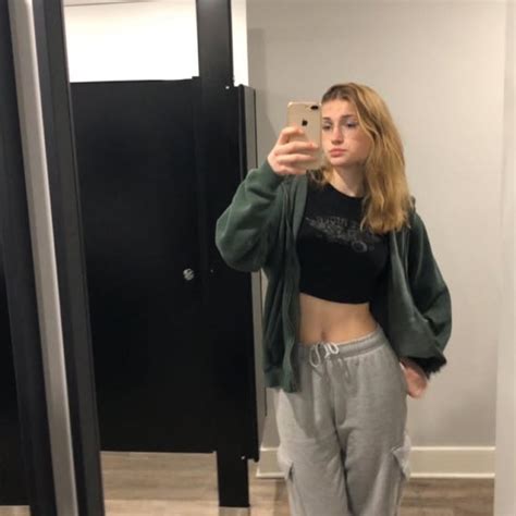 Libby Libbysambles • Threads Say More