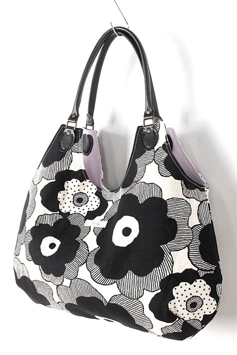 올드굿즈 패턴 빅 플라워 숄더백 위시버킷