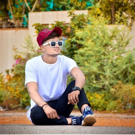 King Of Raju 00 • Threads Say More