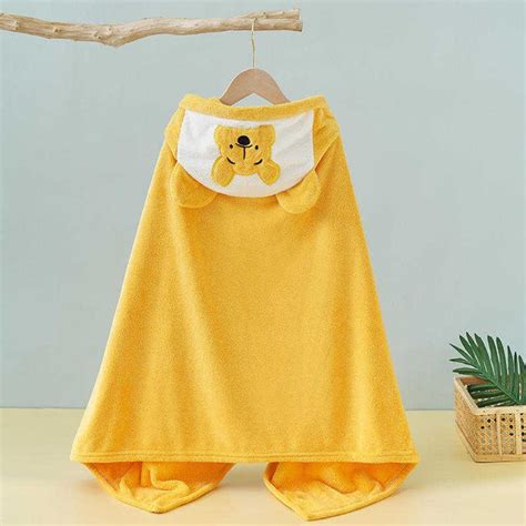 Дитячий рушник з капюшоном Рушник для дітей Куточок Вінні Пух Жовтий колір Брендовий одяг