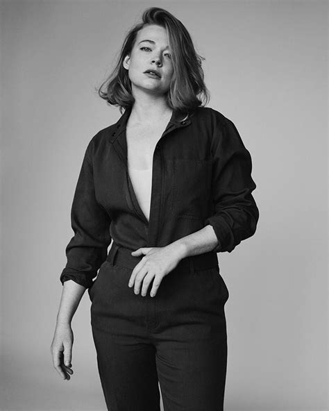 Sarah Snook R Ladyladyboners