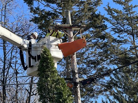 Dte Crews Make Upgrade In Ann Arbor Neighborhood Empowering Michigan