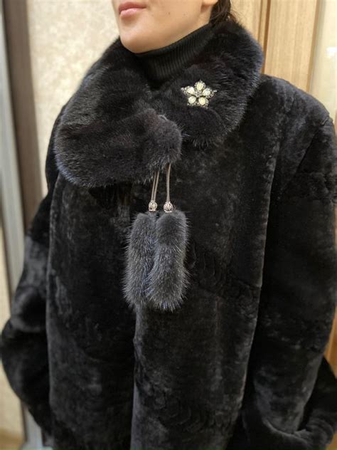 Шуба мутонова чорна — ціна 3700 грн у каталозі Шуби Купити жіночі речі за доступною ціною на