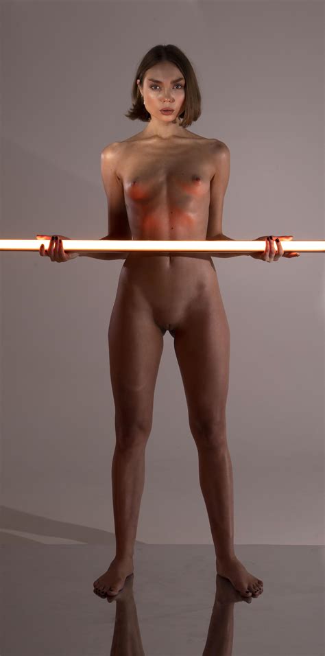 A Simple Pose With Some Complex Lighting R FiguredrawingModels