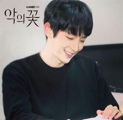 드디어 나왔다 대본리딩 사진 ㅎㅎ 소년같은 희성씨 악의꽃 이준기 Actor Jg 연예인 잭슨 갓세븐