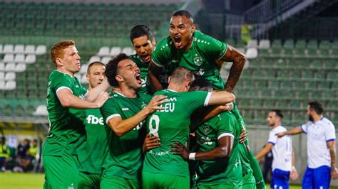 Лудогорец сериозно го закъса капитанът им увисна Информационна агенция ПИК