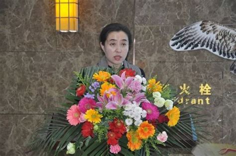 怀仁大钻二钻怀仁七中南怀仁大山谷图库