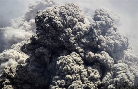 Rumbling Volcano Forces Thousands Of Indonesian Villagers To Leave