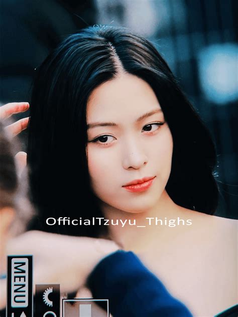 I Saw Itzy Yesterday In Paris And They Call Me Unnie Tell Me If You Want More Photos R Itzy Nsfw