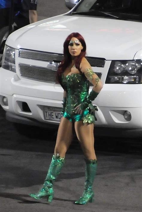 Pin By Jay Sea On Bug Grid Girls Fashion Clothes