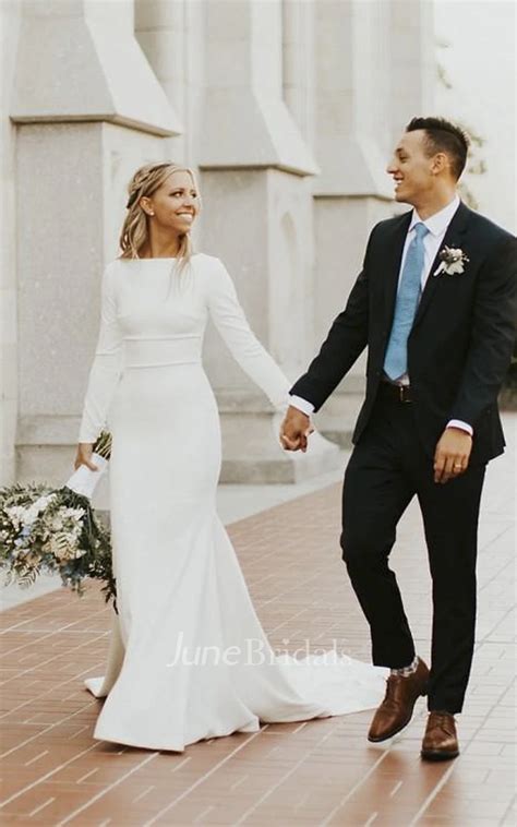 Simple Wedding Dresses With Sleeves