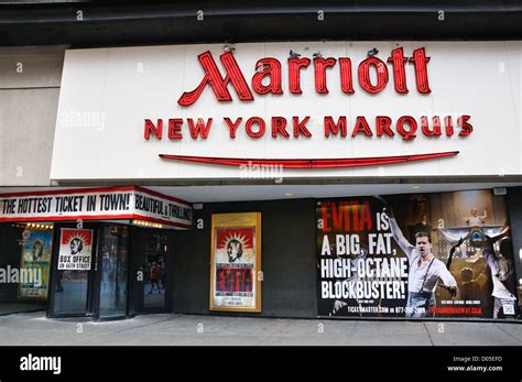 Marriott Marquis New York Times Square Fotos Und Bildmaterial In