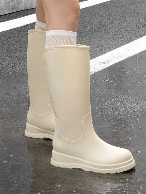 [☔장마템 🔥베스트] 루디아 두가지 길이 심플 베이직 미들and롱 통굽 레인부츠 1 5cm 에이블리