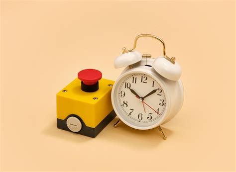 Transport Clock Pictures