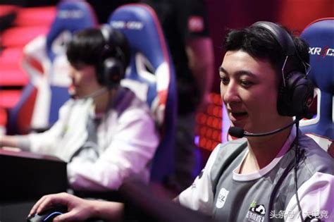 网友热议王思聪职业联赛首秀：出道即巅峰，退役时未尝一败！比赛