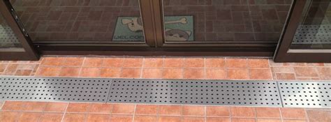 ตะแกรงกันกลิ่นห้องน้ำสแตนเลส Bathroom Shower Floor Drain