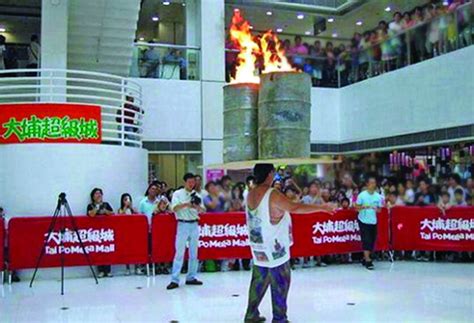 تصاویری از قوی‌ترین مردان دنیا؛ ایرانی مشهور و یک پسر ۵ ساله در جمع قوی