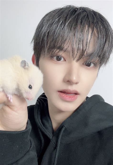 Mk★petterview Bae173光篇 现在通过新曲《fifty Fifty》展开活跃的活动组合bae173bae一二三展现了