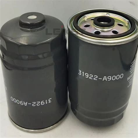130366120ff5114wk 81186 W828x Ff5370 Fuel Filter Factory P550428