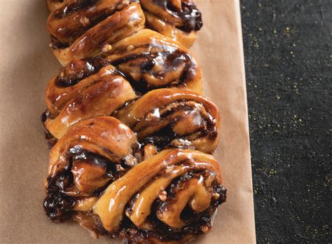 Crunchy Chocolate Rolls