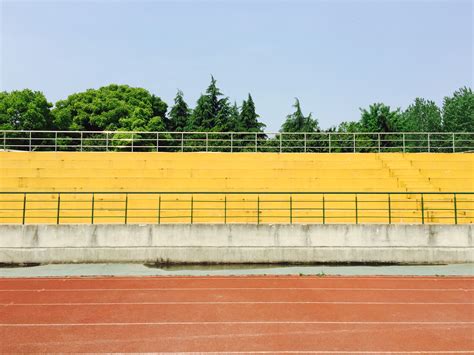 무료 이미지 구조 선로 보도 야구장 테니스 코트 투기장 운동장 학교 경마장 관람석 스포츠 경기장