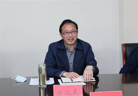 安徽电视台徐成东 安徽电视台记者唐世春 安徽电视台王驭 第2页 大山谷图库