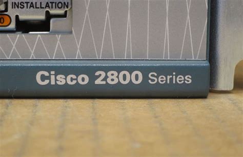 Cisco 2801 Cisco2801 Fast Ethernet 1u Security Router 2x Vic2 2bri Nt Te