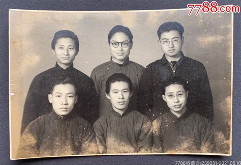 【恰同学少年】民国时期风华正茂的青年学生合影银盐老照片一张（相纸较厚） 价格180元 Se80854772 老照片 零售 7788钱币网