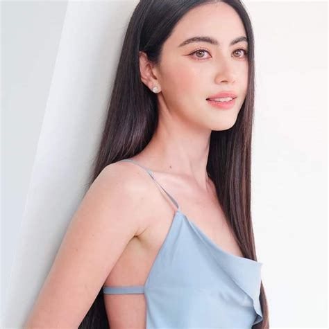 ကိုယ်တိုင်ကလည်း အရမ်းကိုချမ်းသာတဲ့အပြင် သန်းကြွယ်သူဌေးကိုပါ ရည်းစားတော်ထားရတဲ့ Davika Myanmarload